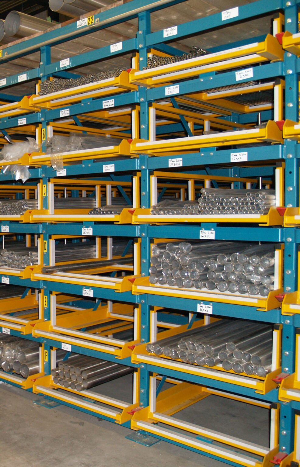THIEL long goods storage — Safe & organised handling - THIEL Storage ...